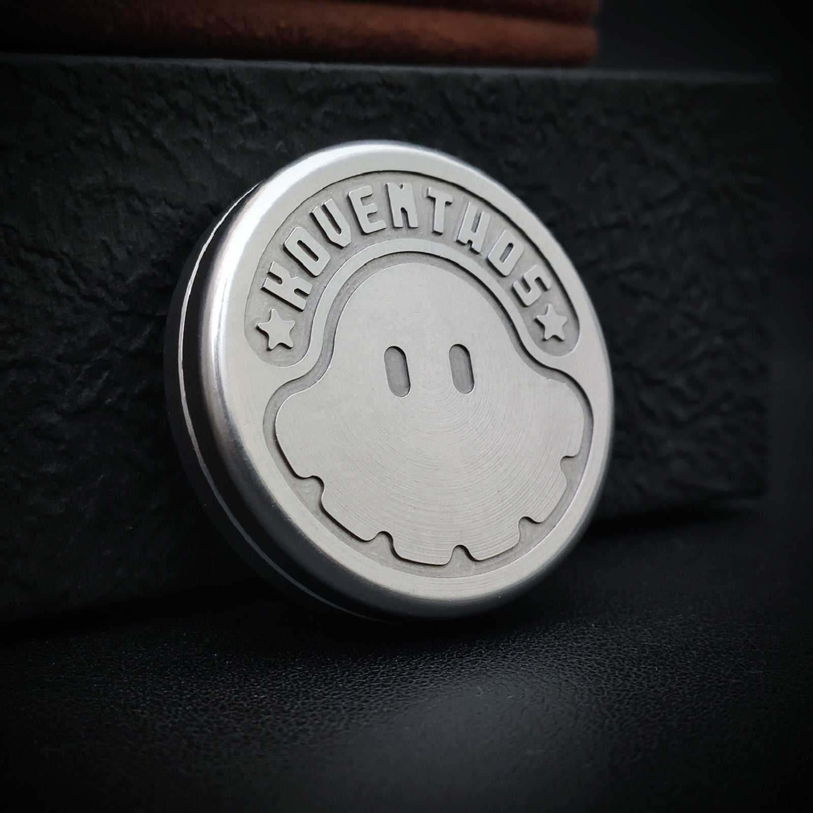 [6036] The Stainless Steel Ghost Fidget Coin – KOVENTHOS - Taffu Studio